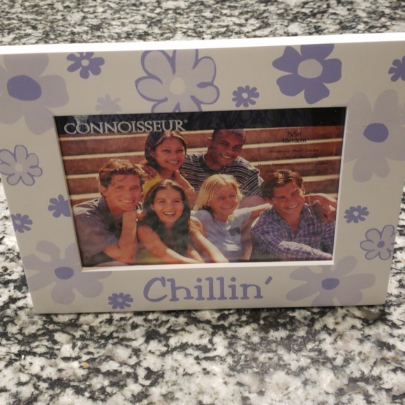 connoisseur | Other | Chillin Frame | Poshmark